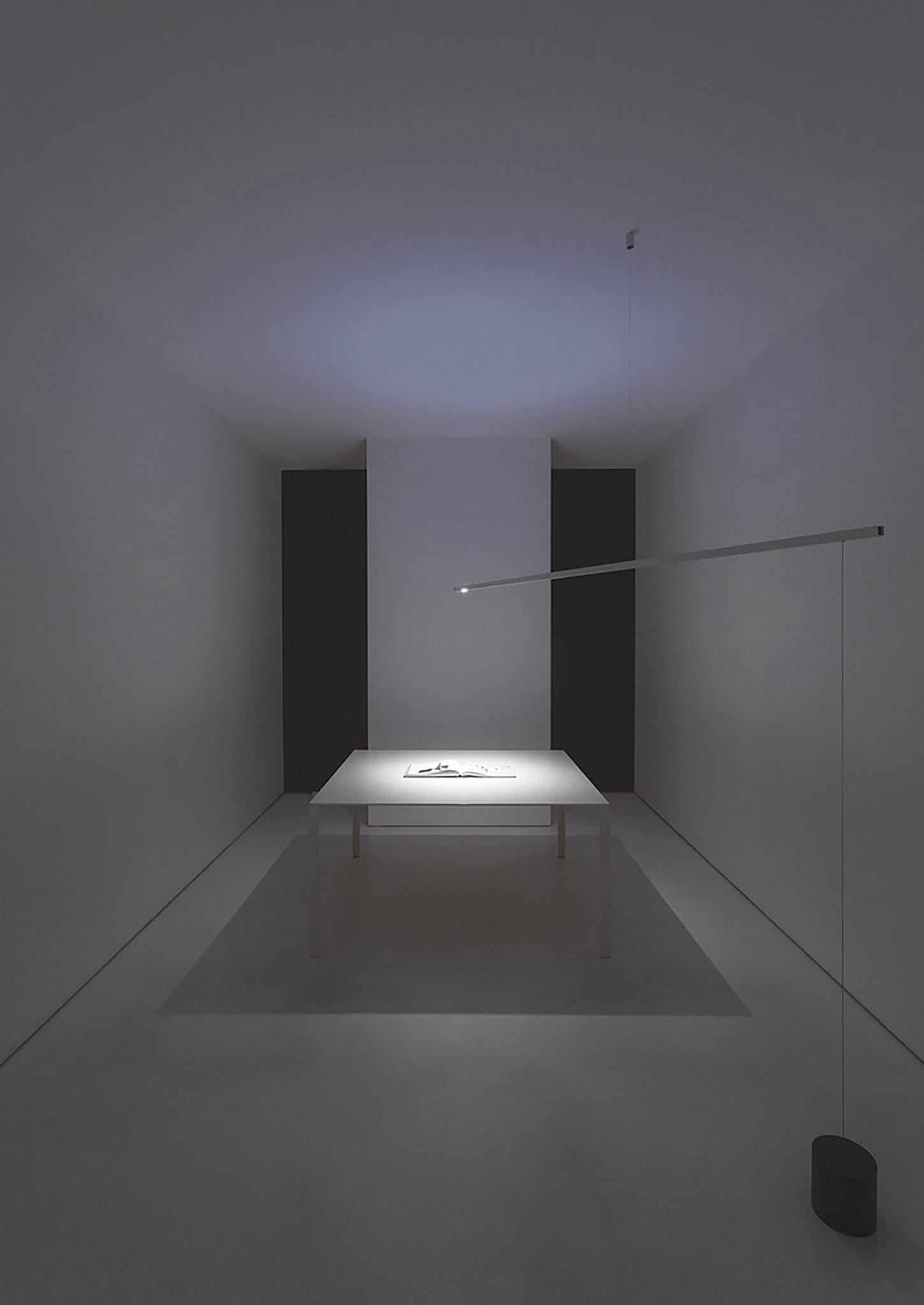 Parisienne Mo - Plug Lighting