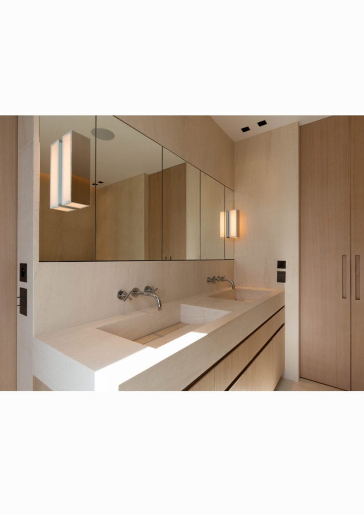 Line V30 - Plug Lighting