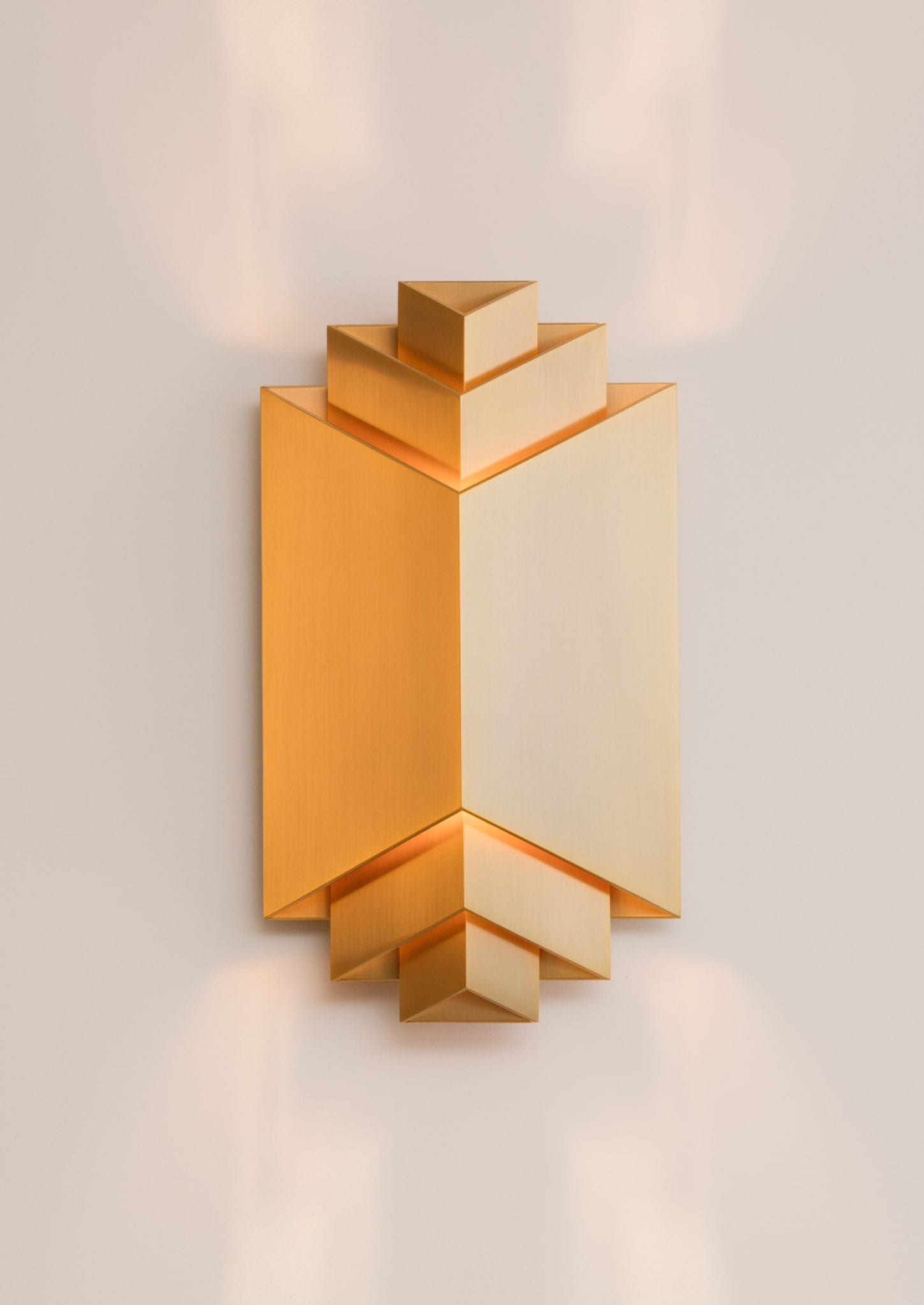 Gelule - Plug Lighting