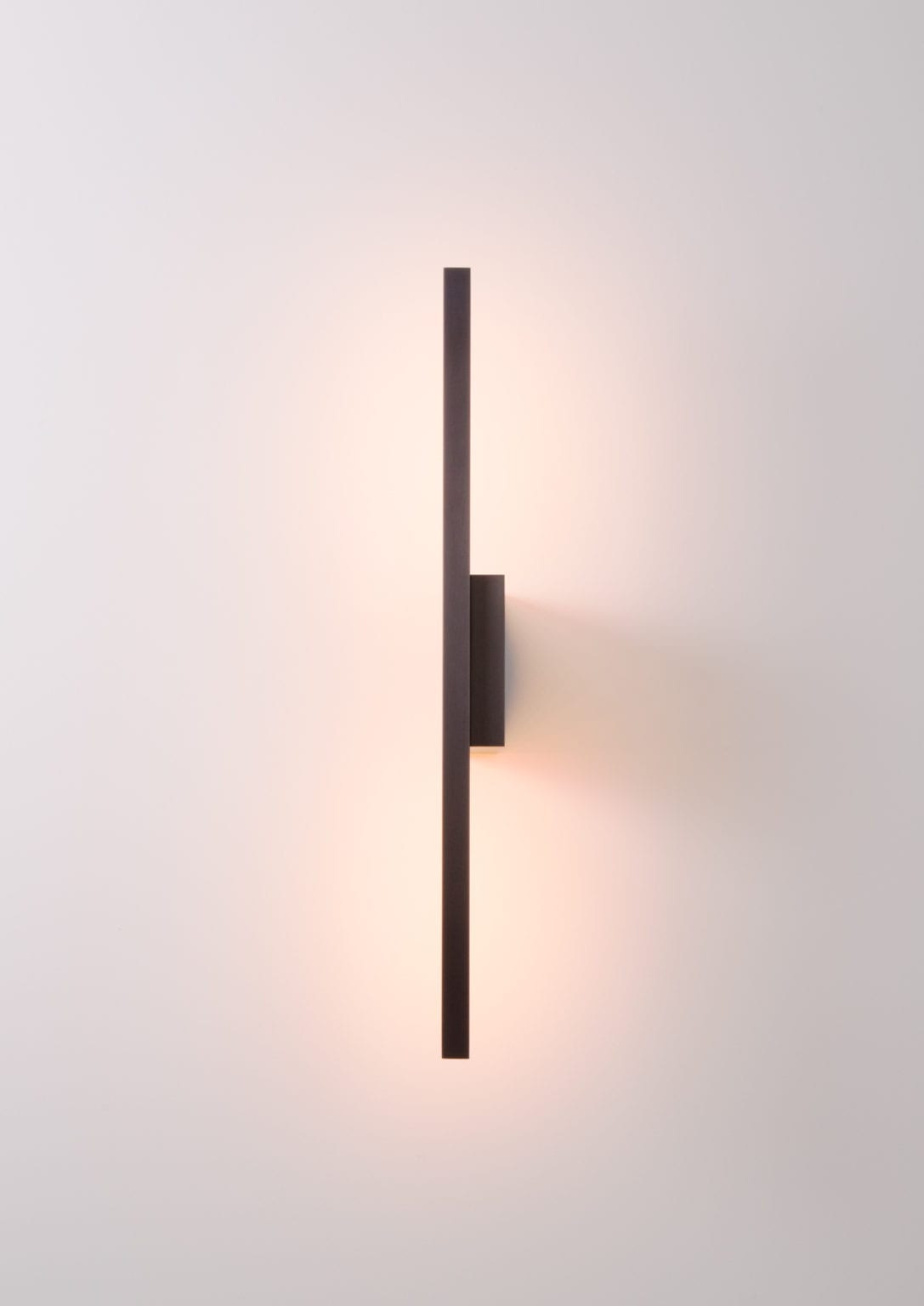 Tiga In LED - Plug Lighting